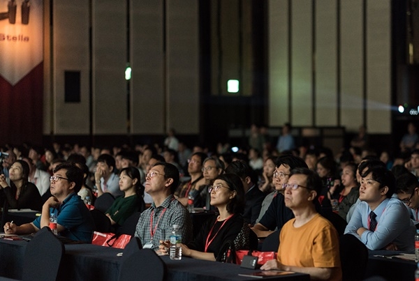 “이젠 모두가 임플란트 RISK BUSTERS”